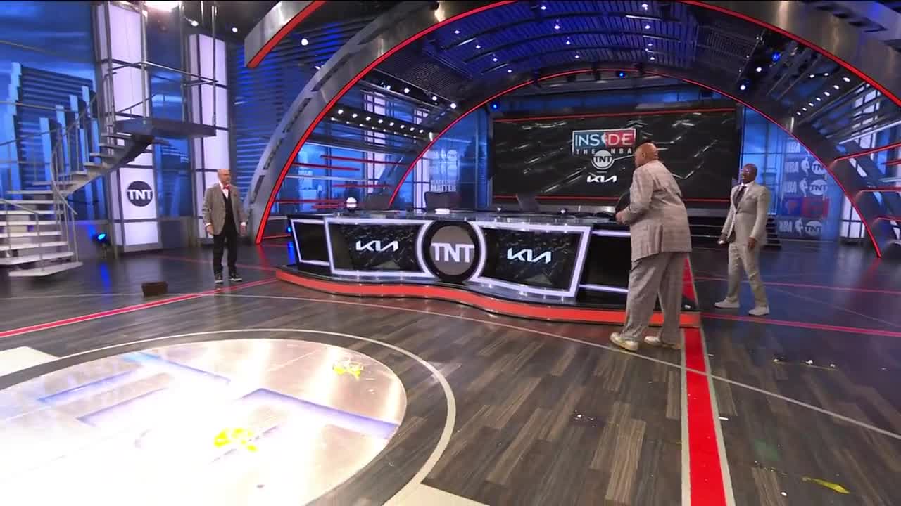 The Inside the NBA Crew hold an egg fight