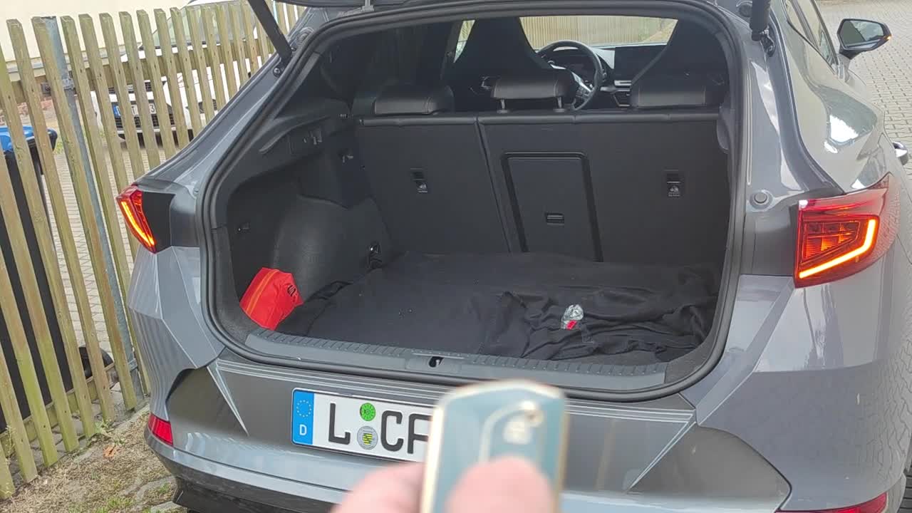 Open/Close Trunk Formentor