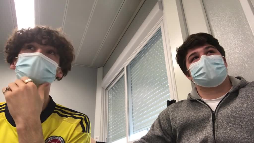 Watch Prof de STMG PÈTE LES PLOMBS | Streamable