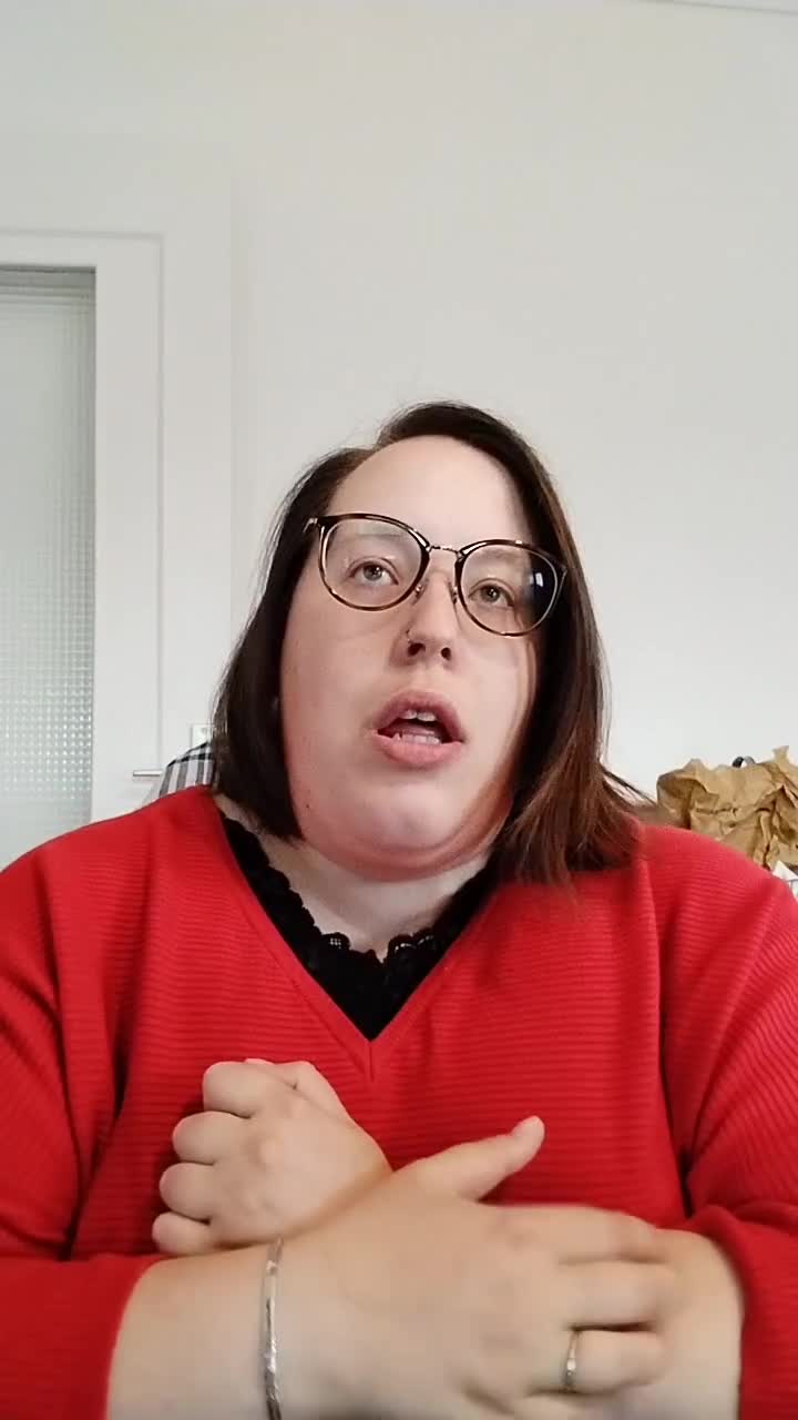 Watch Instagram _laviedaudreyetmicka_ stories 3412593731740748826 | Streamable