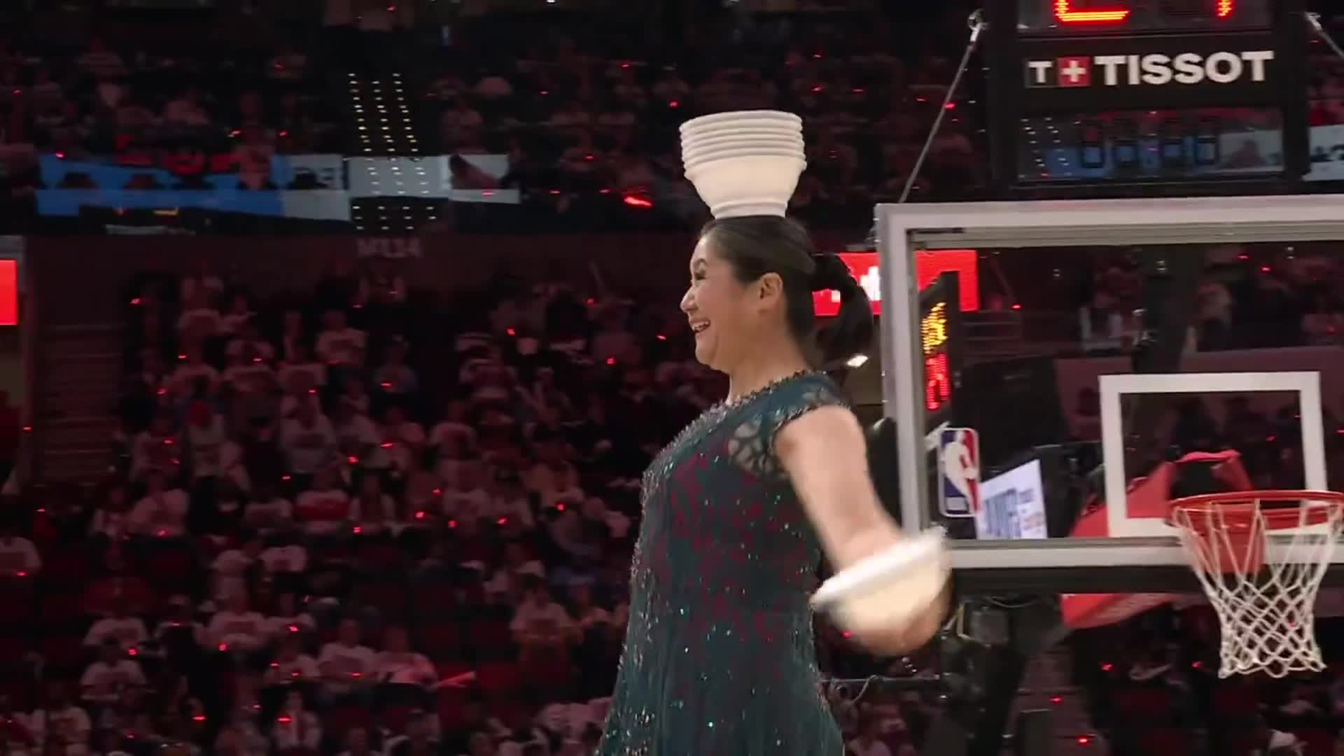 Watch red | Streamable