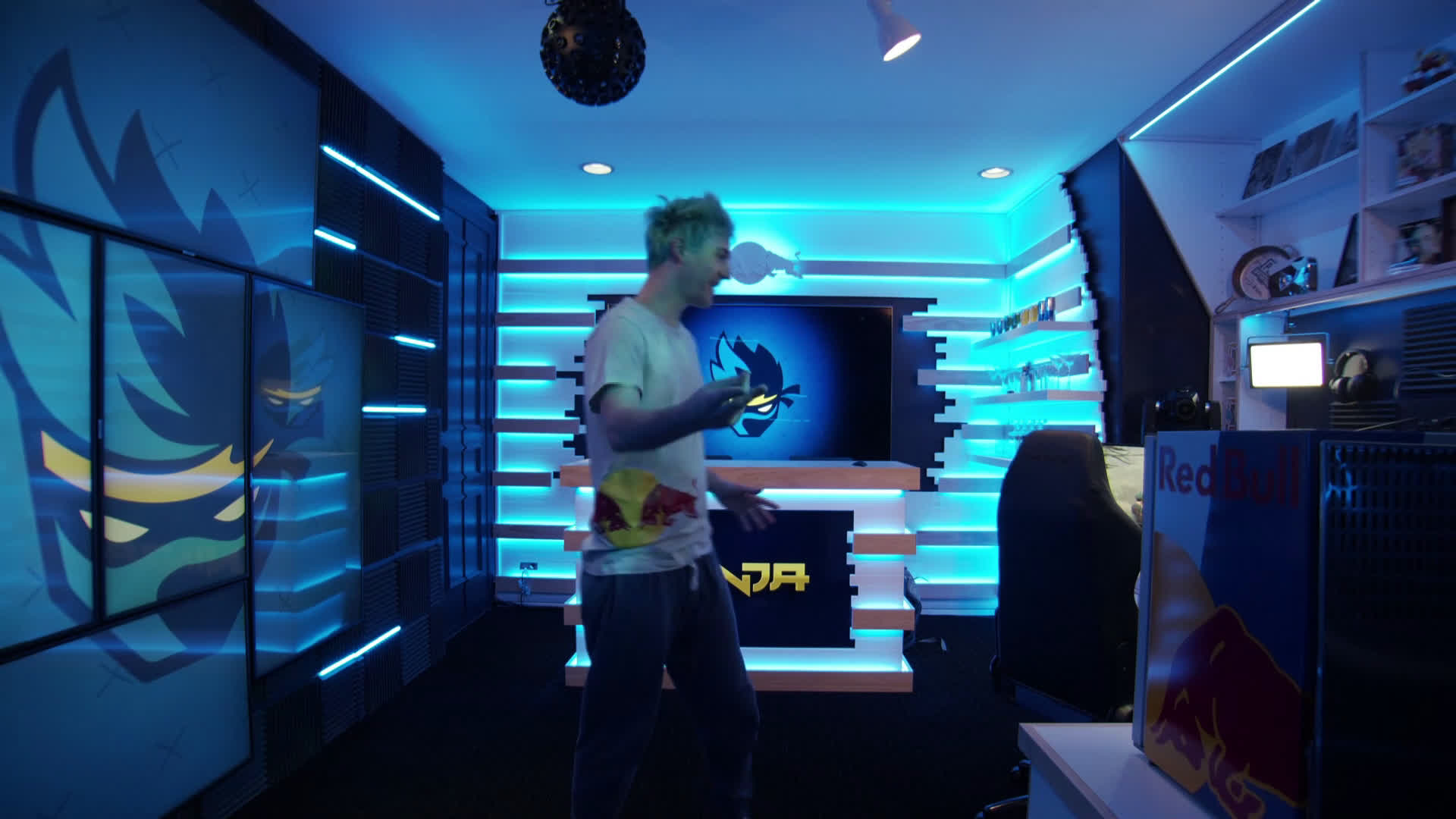 Ninja's new Redbull streaming room.