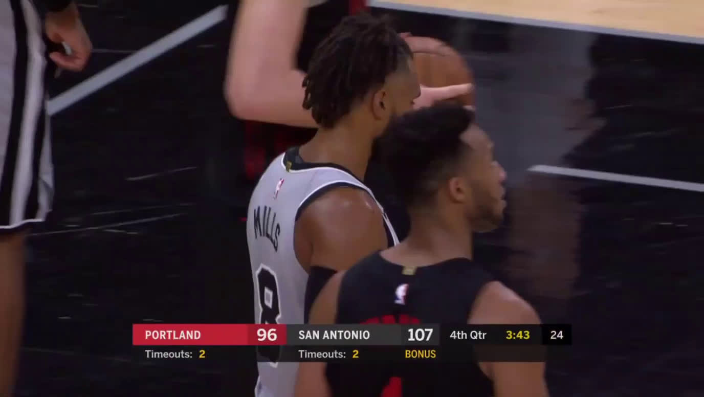 Manu showing Pop he still has enough energy to jump