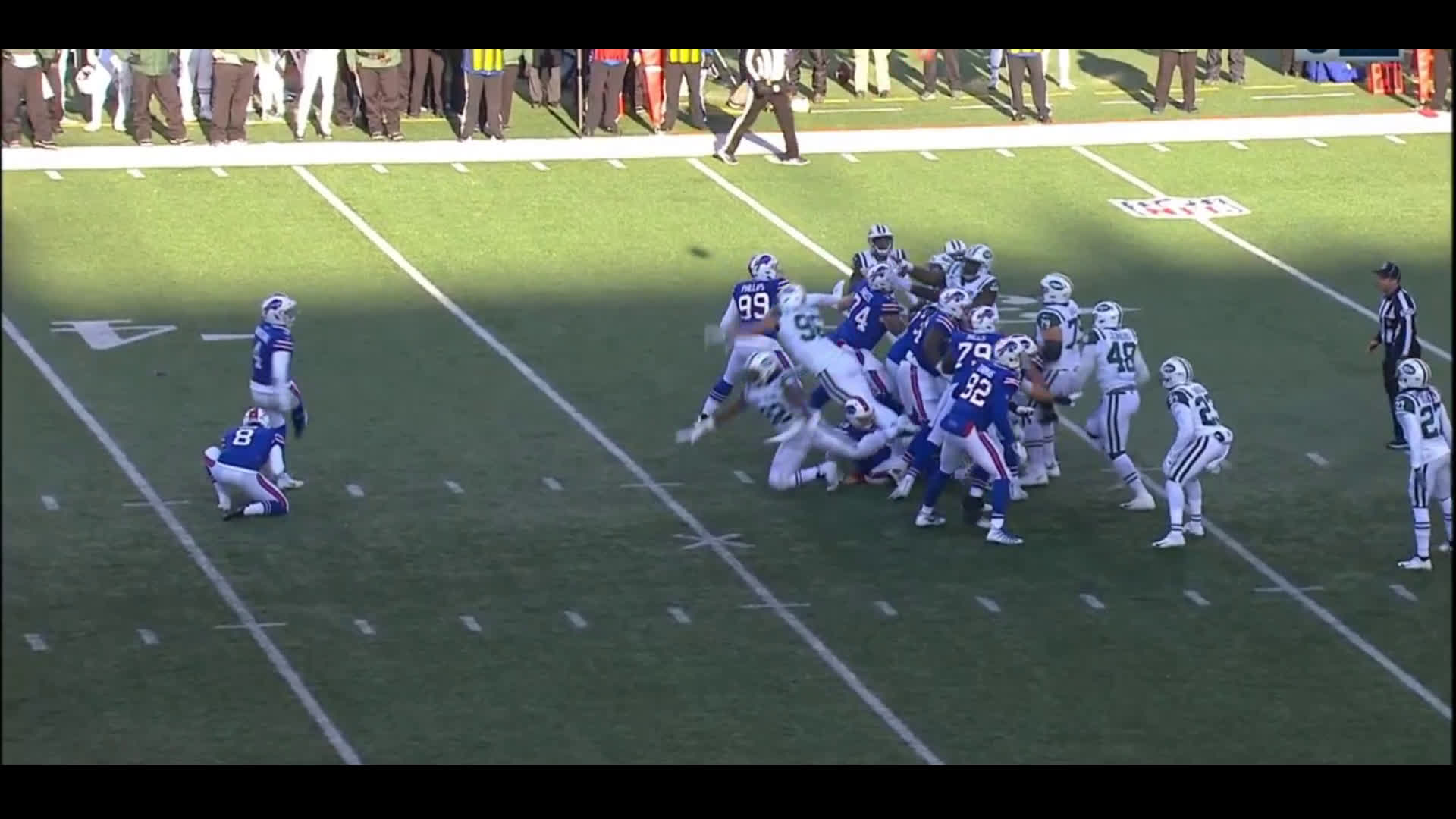 Absolutely disgusting blindside hit on Stephen Hauschka