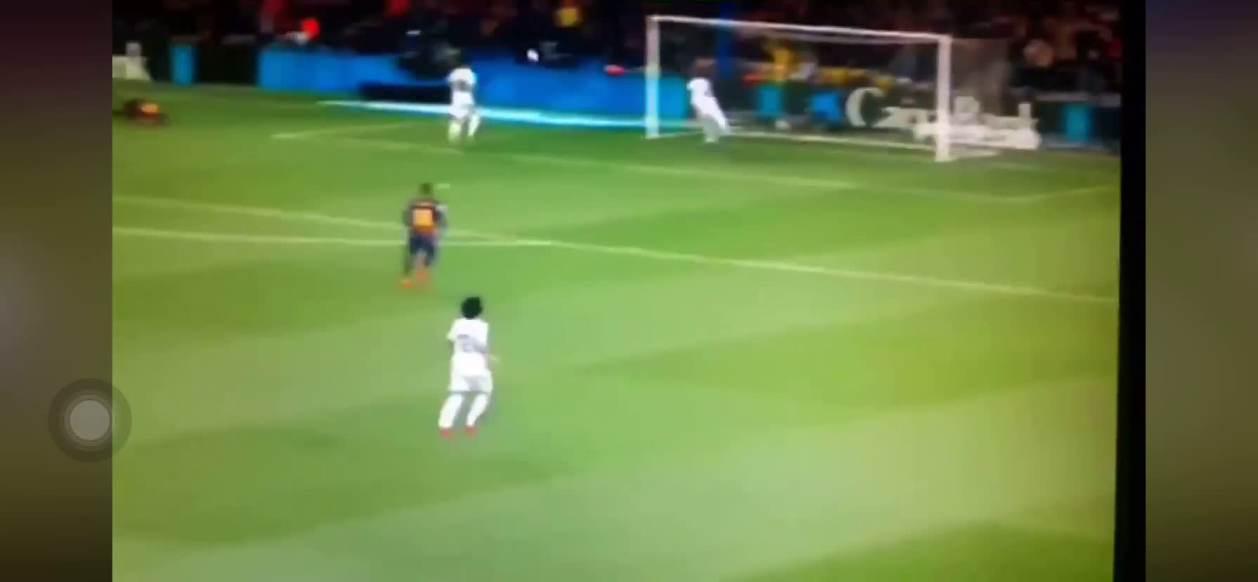 Marcelo defense on Malcom goal's