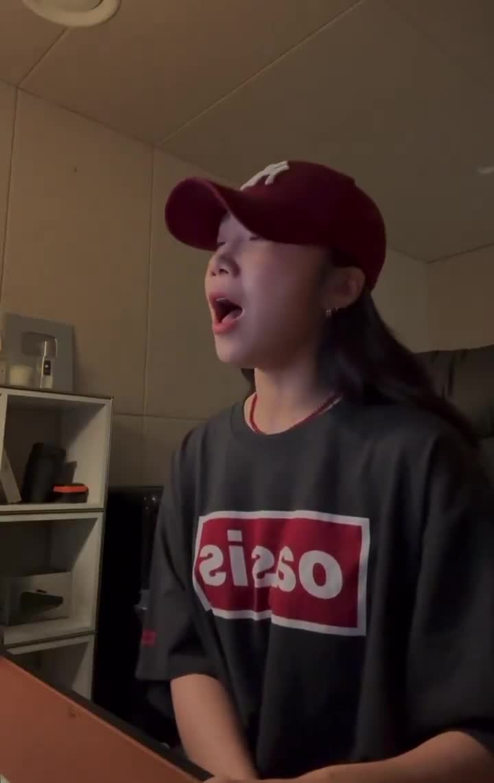 Watch Apink Jeong Eunji - Golden (orig. HUNTR/X - Kpop Demon Hunters OST) (250720) | Streamable