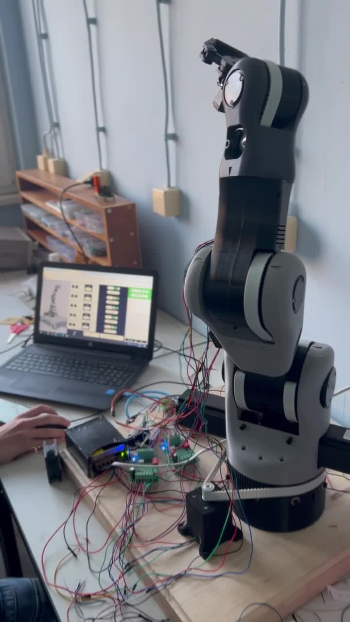 Watch robot-slavko | Streamable