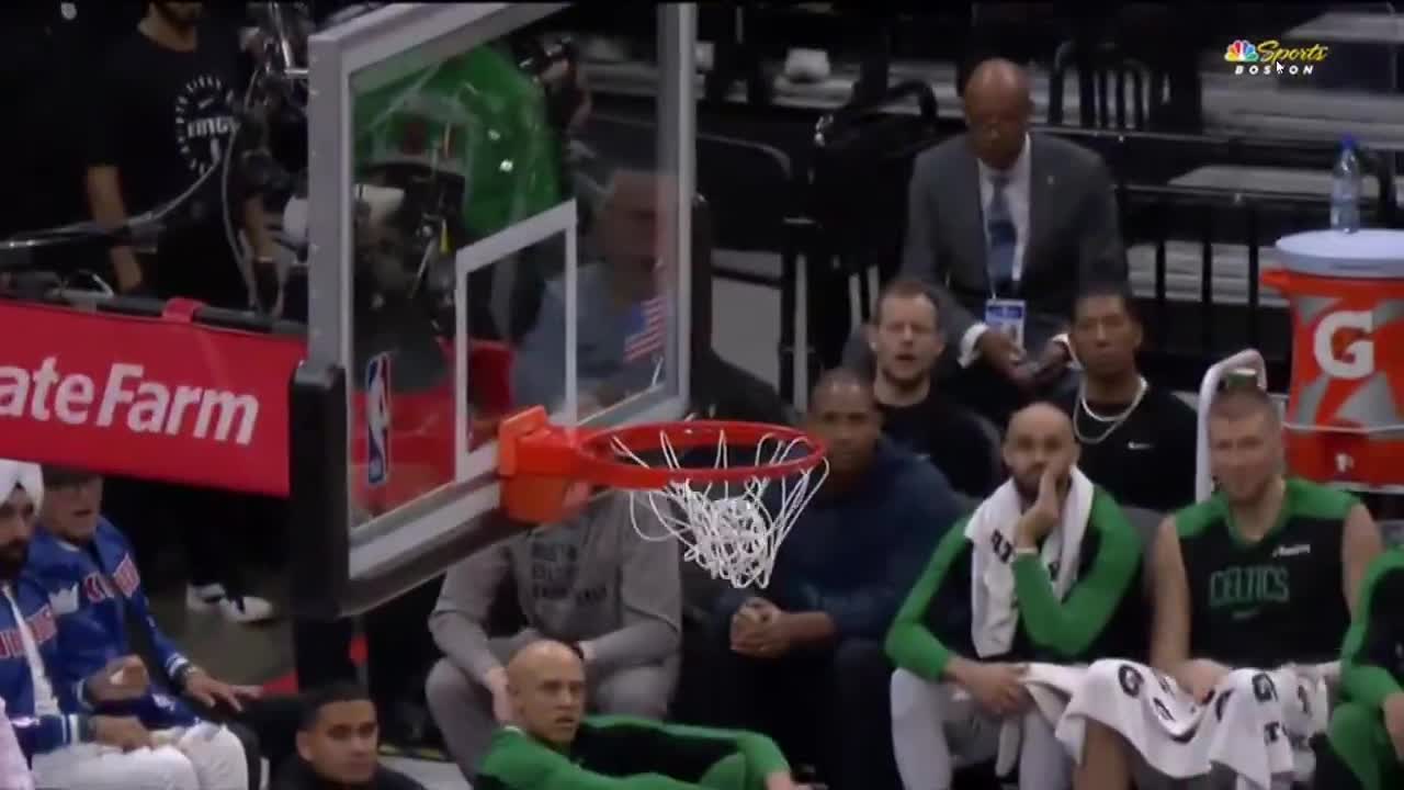 Watch Danielle Hobeika - WHATTTTT Jayson Tatum one legged three | Streamable