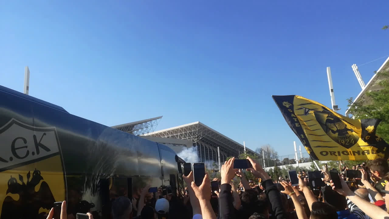 Αφιξη ΑΕΚ