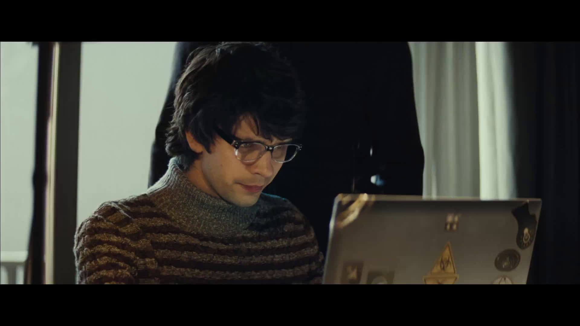 Watch SPECTRE - Official Trailer | Streamable