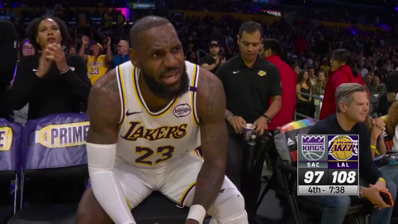 Watch 2024-10-26 21-35-45 | Streamable