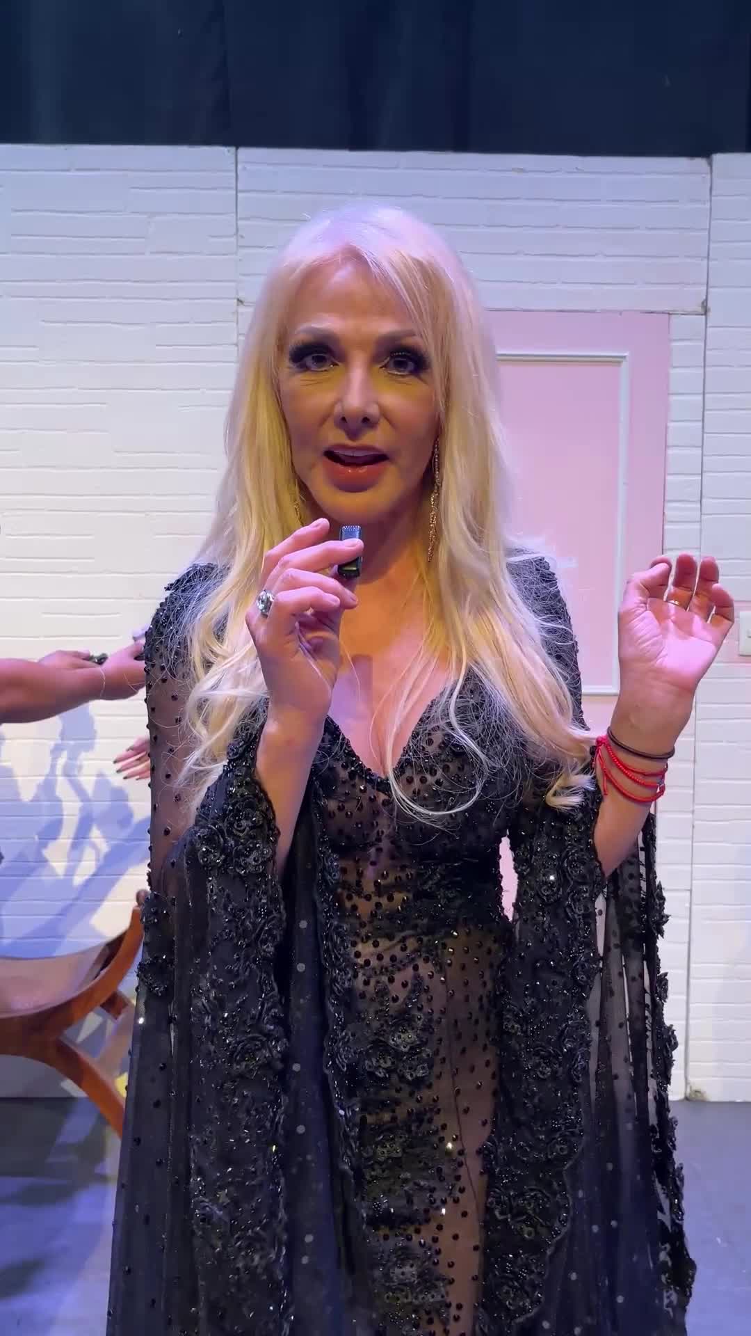 Watch Solteras Maduras Y Desesperadas Rs 1 Streamable