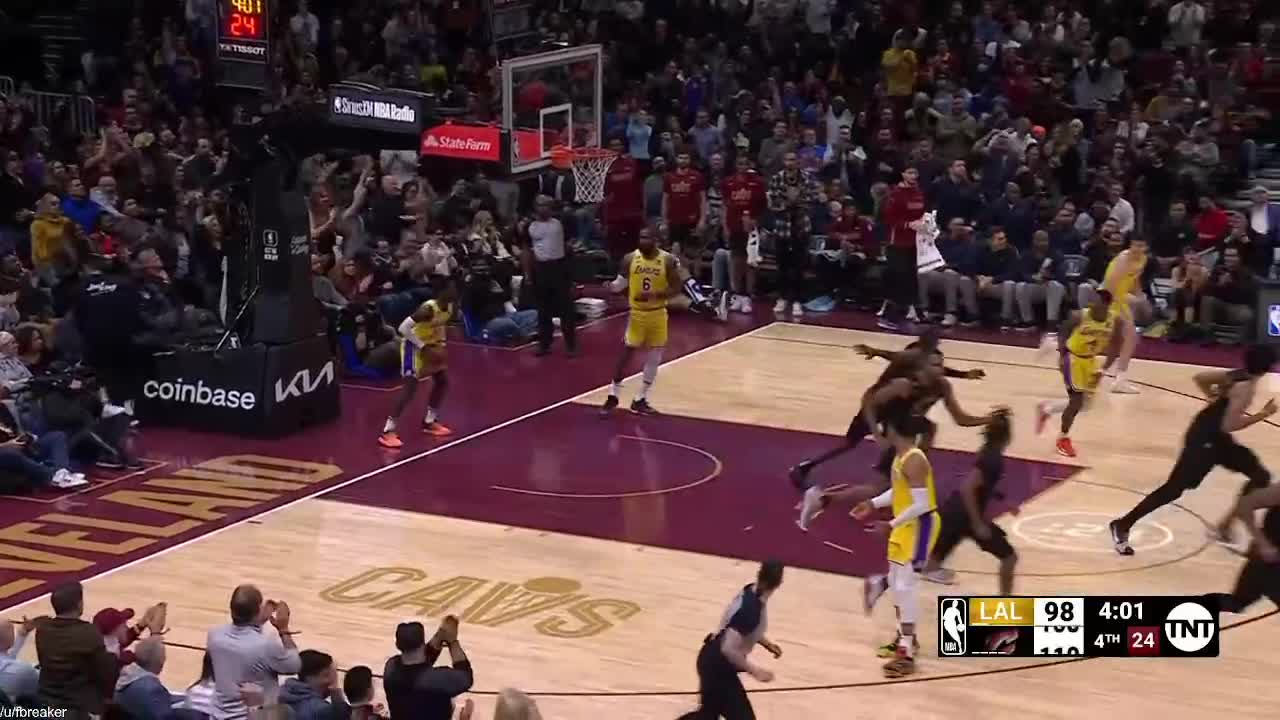 Watch 2022-12-06 21-35-31 | Streamable