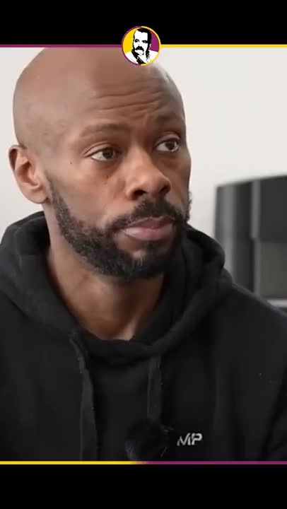 Watch La discussion lunaire entre Baptiste Marchais et The ROB... | Streamable