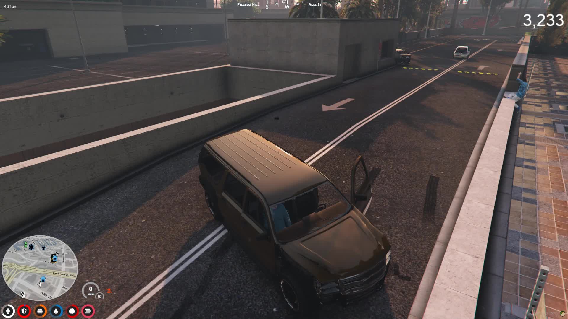 TheChief1114 gos afk for 1 minute and Fingle ends up in Gang war - Clip ...