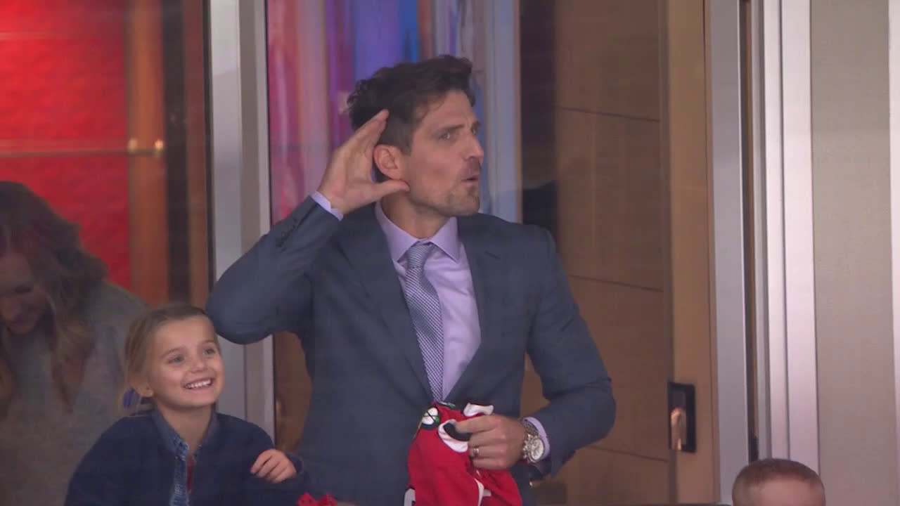 Sharp shouts out to Kane (October 13, 2018)