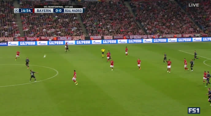 Watch 120417BAYRM Benzema hits the post | Streamable