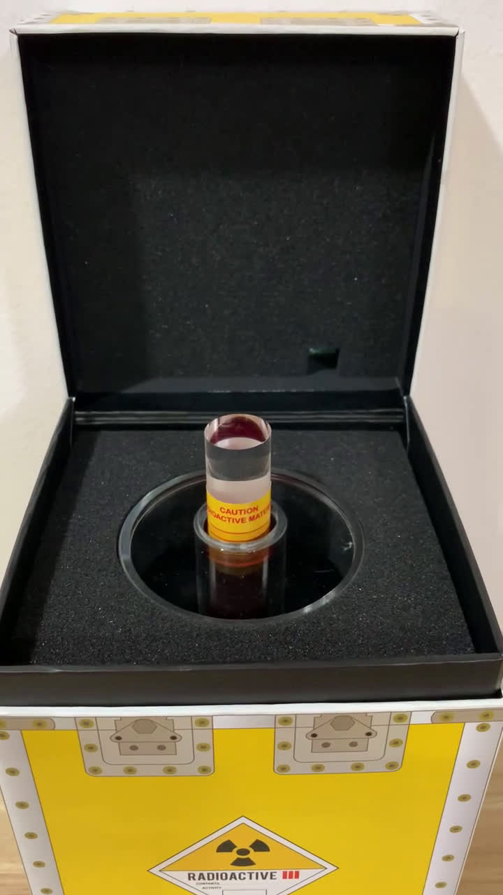 BTTF Plutonium Fuel Cell Canister with Box