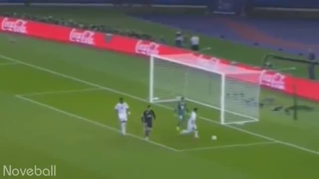 Watch Gareth Bale bicycle kick acrobatic vs Al-Jazira (Away 2017-18) Noveball | Streamable