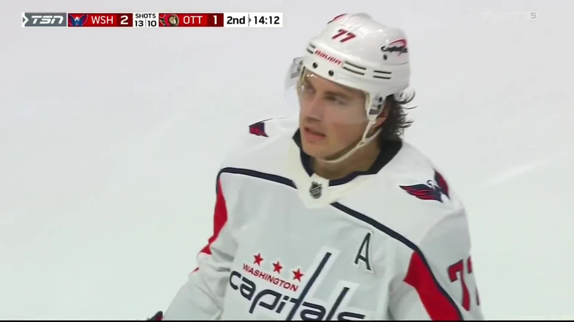 [OTT (1)-2 WSH] Three nice passes on the powerplay, and Batherson beats ...