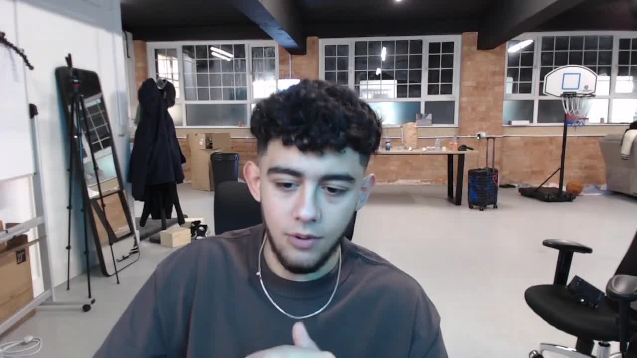 Watch How To Structure Clips | Streamable