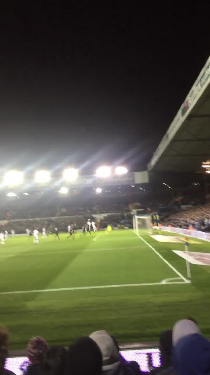 Leeds vs Aston Villa / disallowed goal