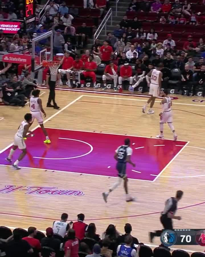 Watch Bleacher Report - LUKA UNDERHAND SHOT FROM THE 3-POINT LINE How ...