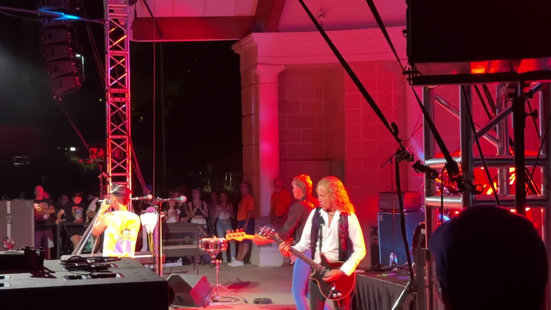 Watch HiDef: Queen Nation Performing At The River Rock At The Amp In ...