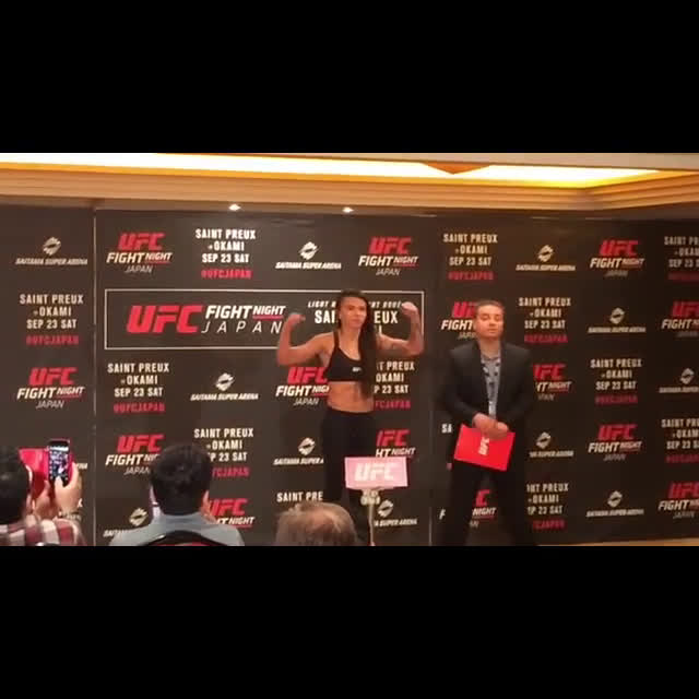 UFC-Japan weigh-ins: Claudia Gadelha(115) vs Jessica Andrade(116)