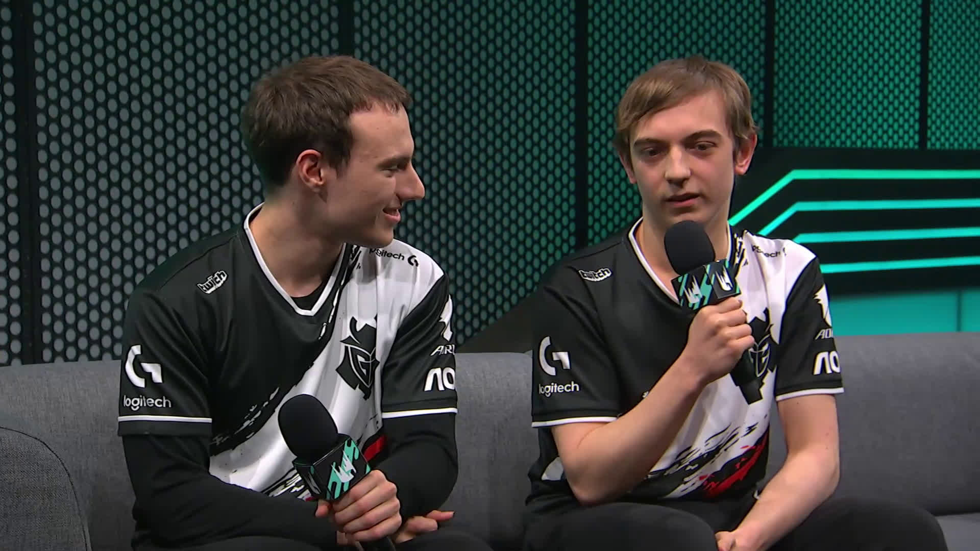 Caps roasts Perkz in LEC