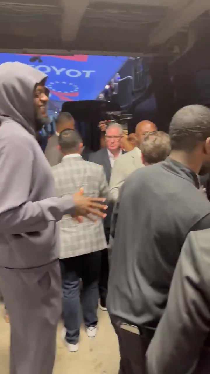 Watch Steve Popper - Brunson exits to mvp chants and a hug from Julius | Streamable