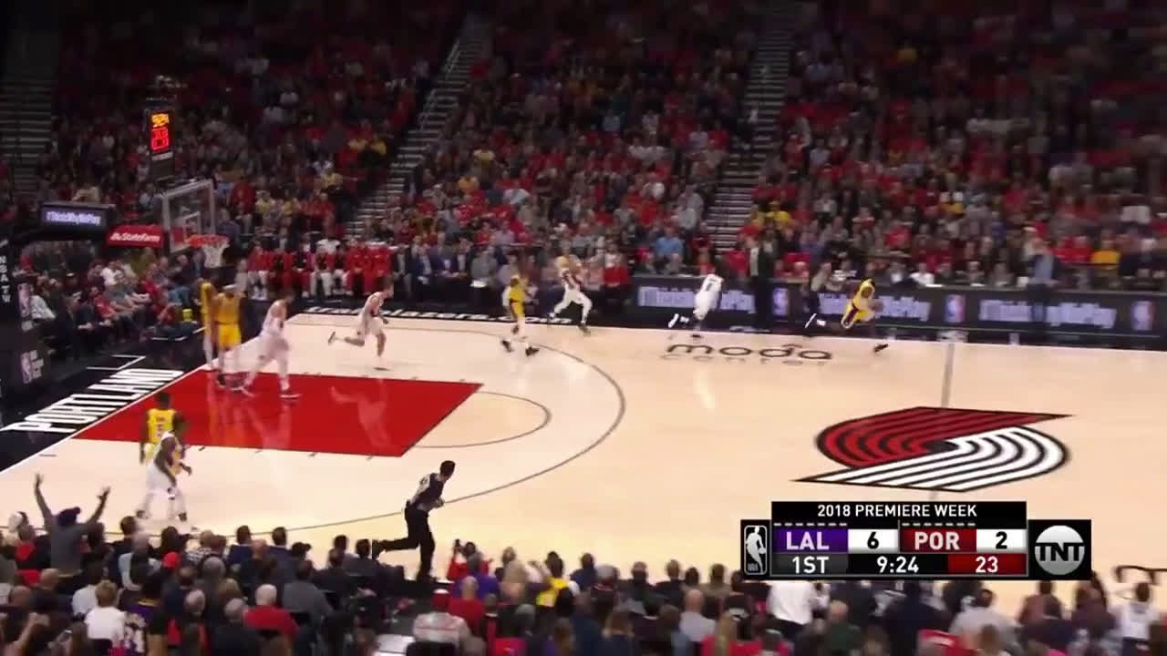 lebron tomahawk dunks