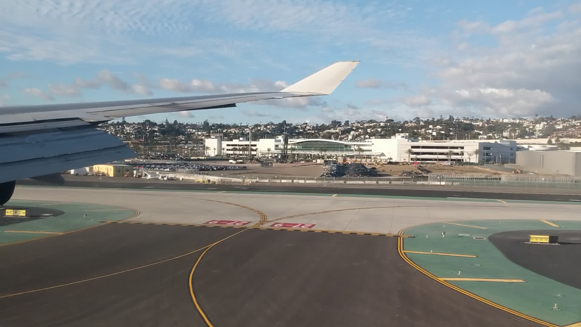KSAN Approach and Landing
