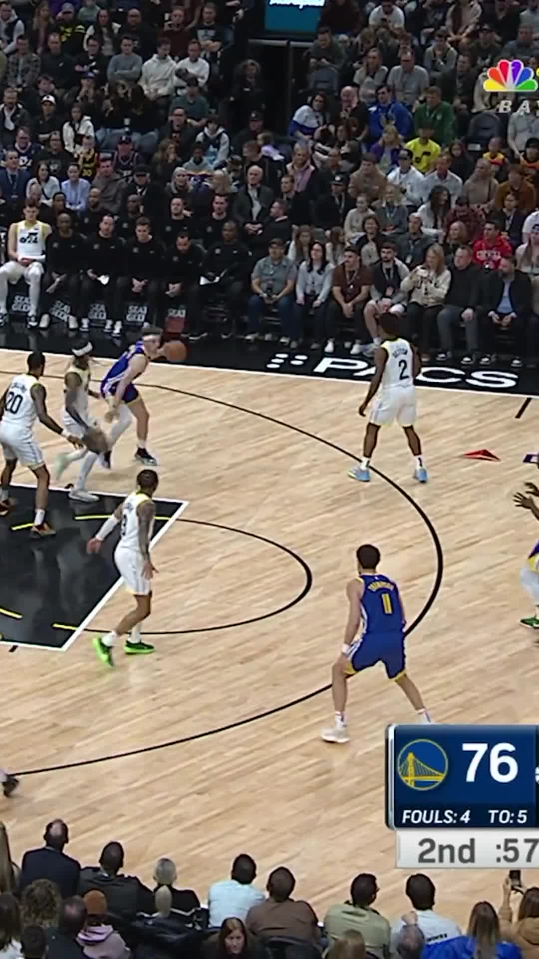 Watch Curry look away, Draymond 3pt | Streamable