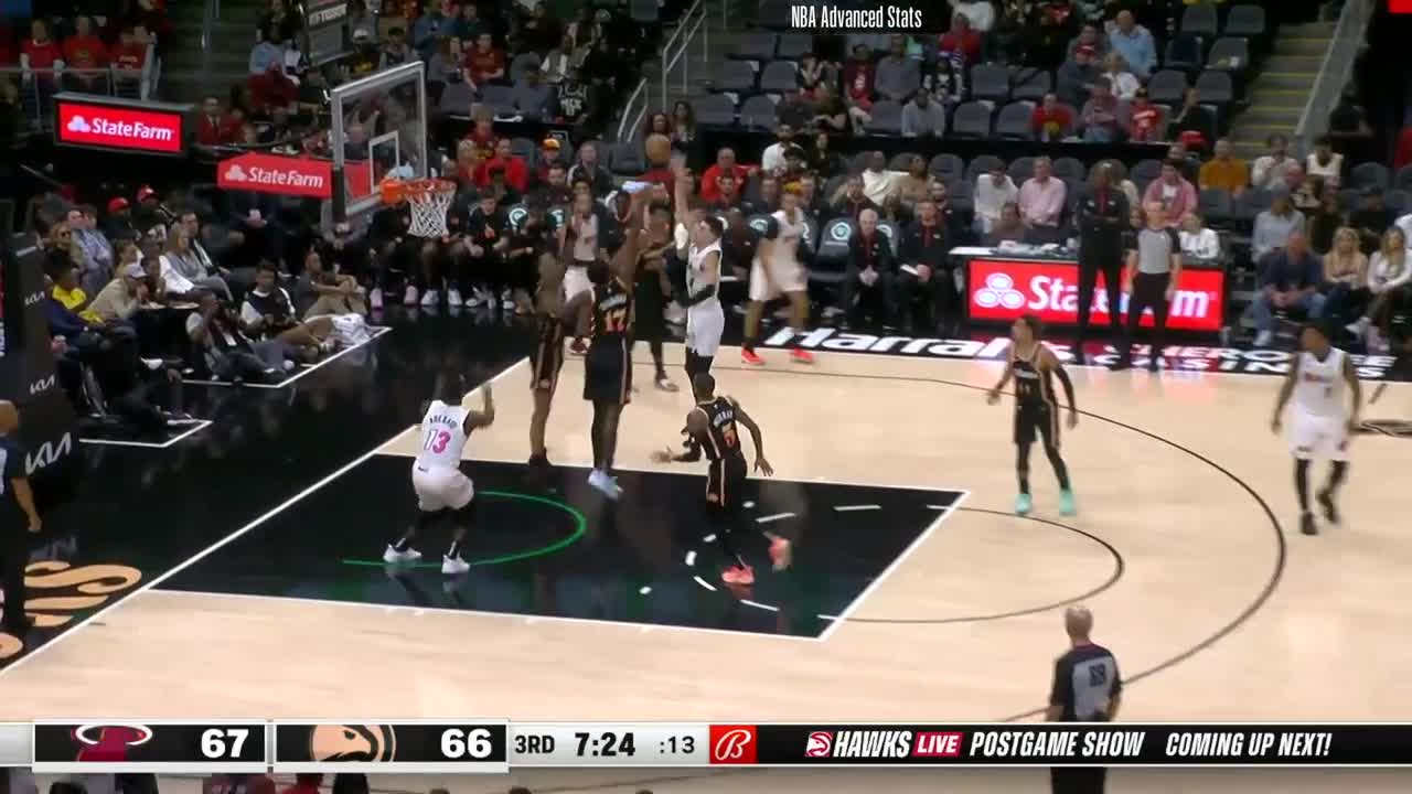 Adebayo lob play 2