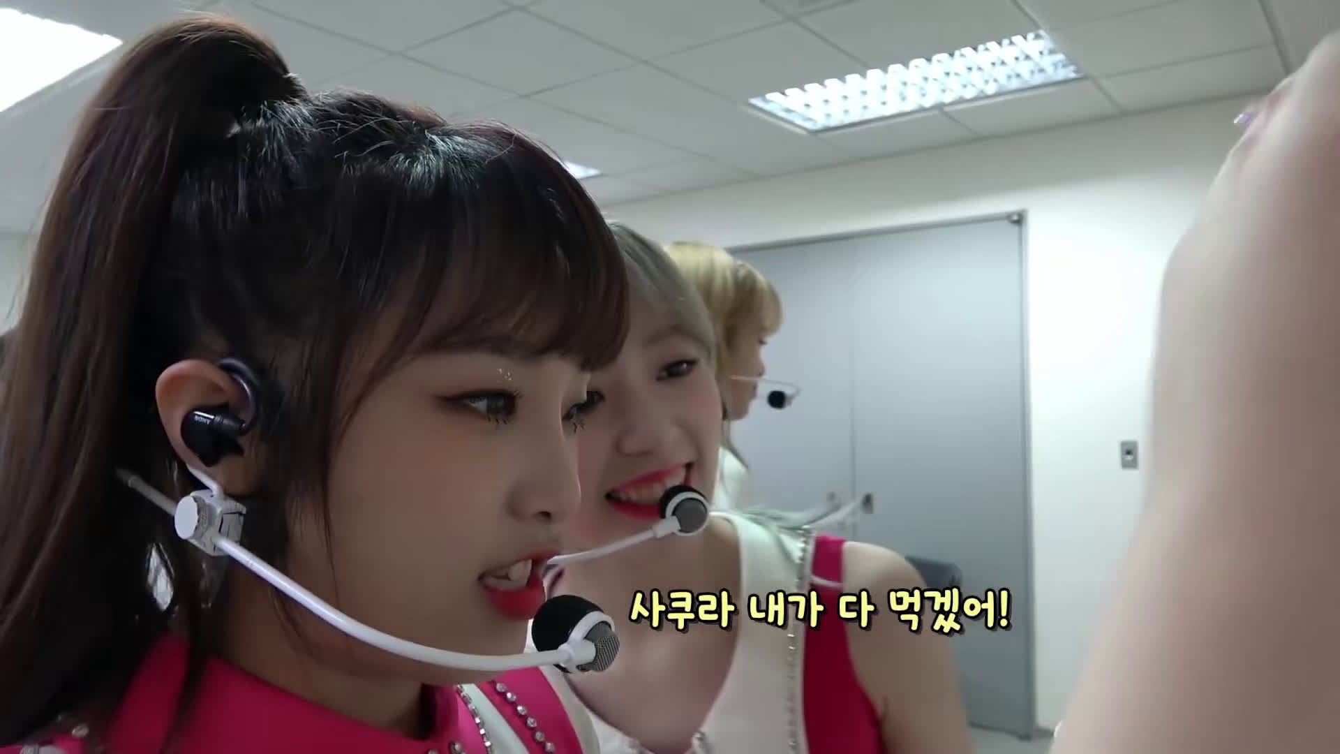 Watch [SHANA]IZ ONE 에너지 캠(ENOZI Cam) EP.43 | Streamable