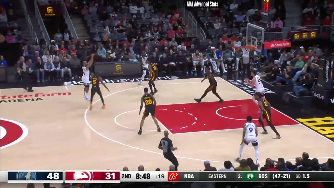 Poor ATL D in transition, Wolves three