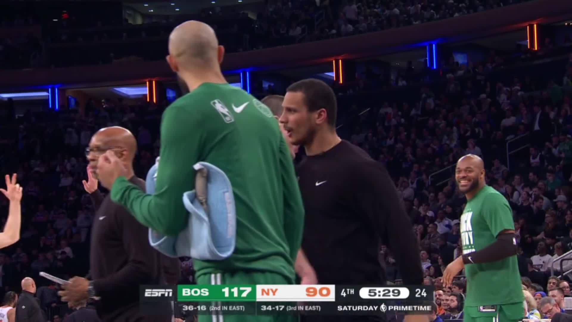 Watch 2025-02-08 22-42-09 | Streamable