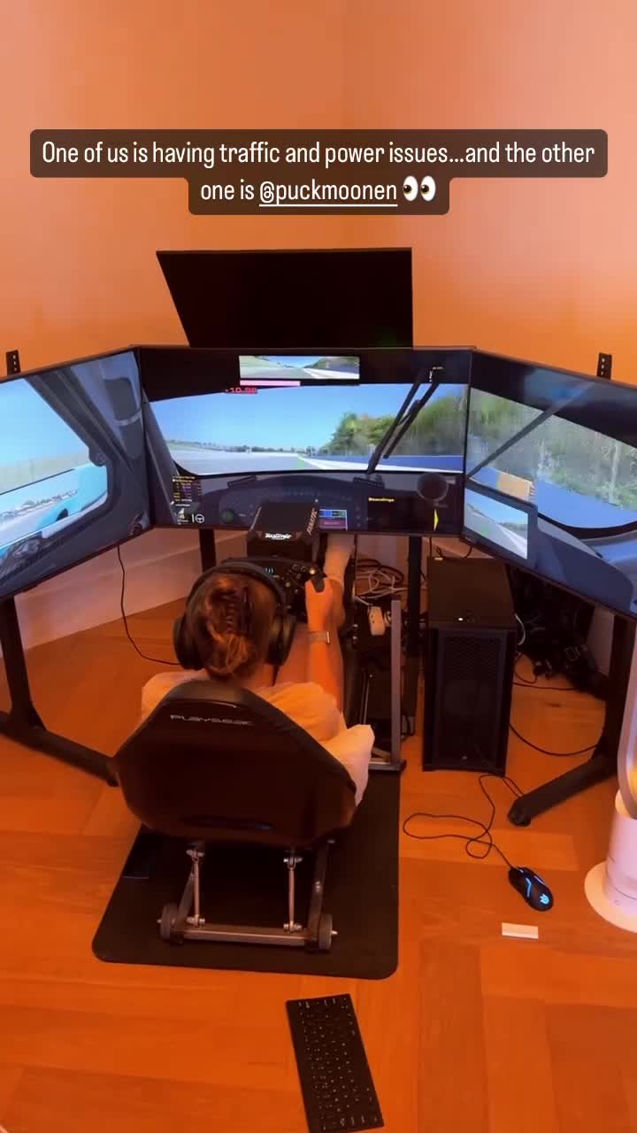 Watch Puck Moonen pikt speelgoed van haar vriendje en is véél sneller ...