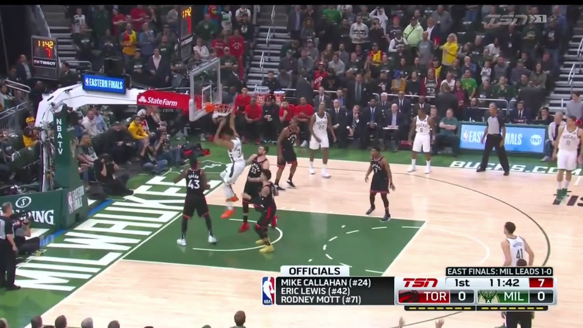 Giannis starts the game with a putback dunk | TSN