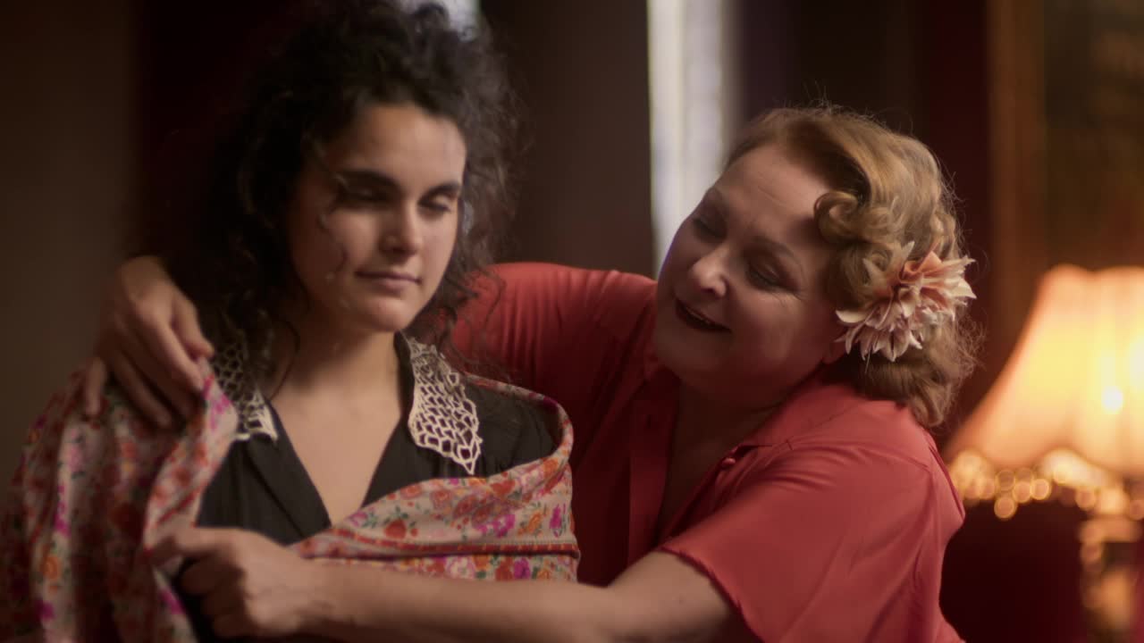 Watch E1535_NEW_H_MARIA_POY_EGINE_KALLAS_TEASER1 | Streamable