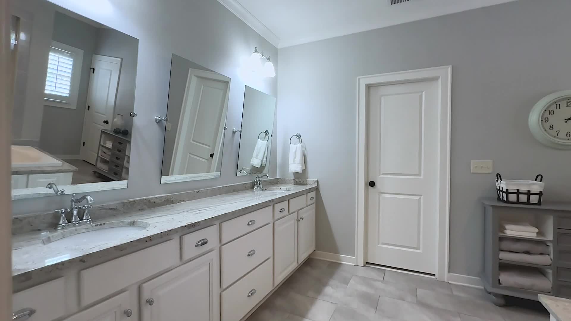 Watch 2456 Montauk Rd | Streamable