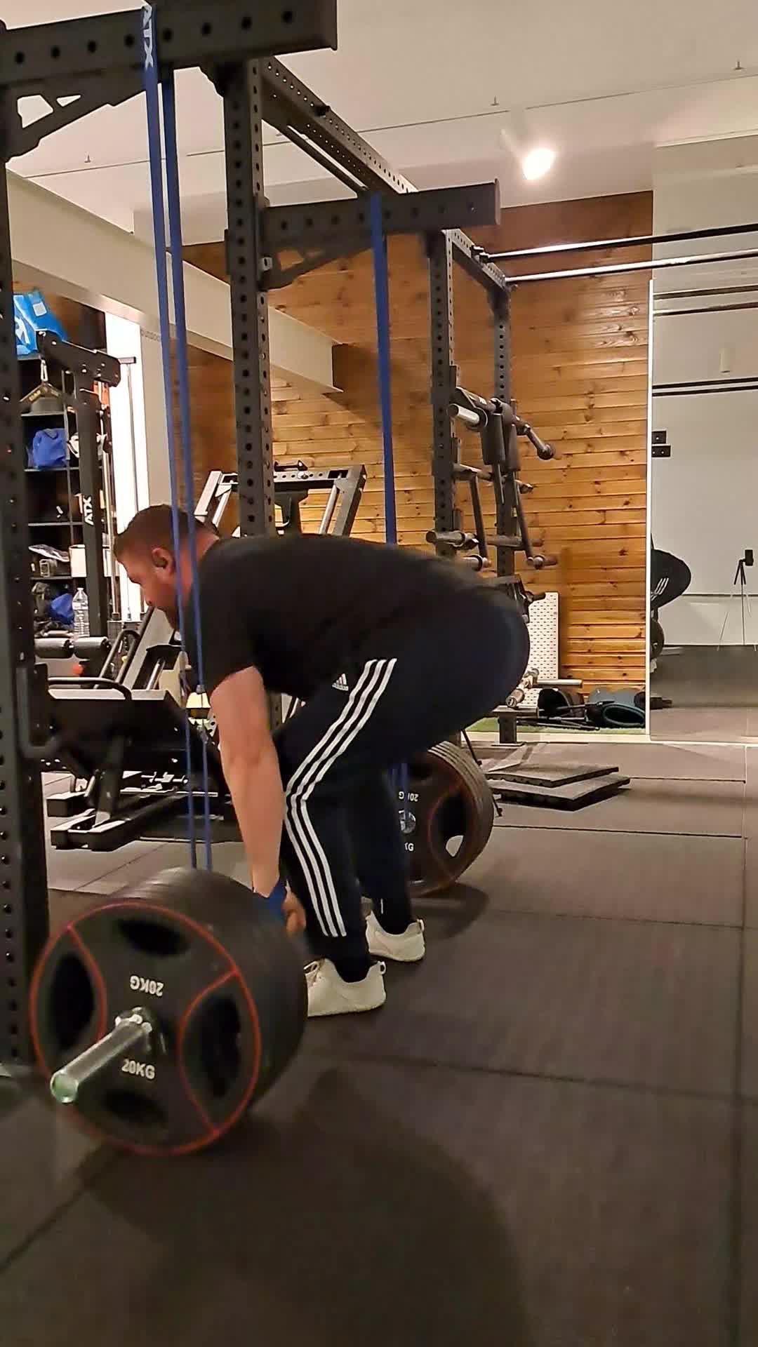 23-03-2023 220kg RB deadlift set 2