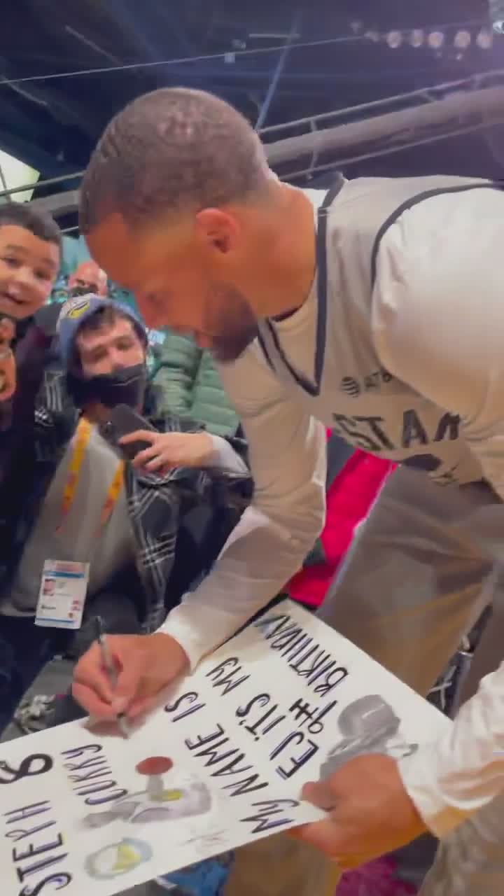 Watch Curry is just AWESOME ️ | Streamable