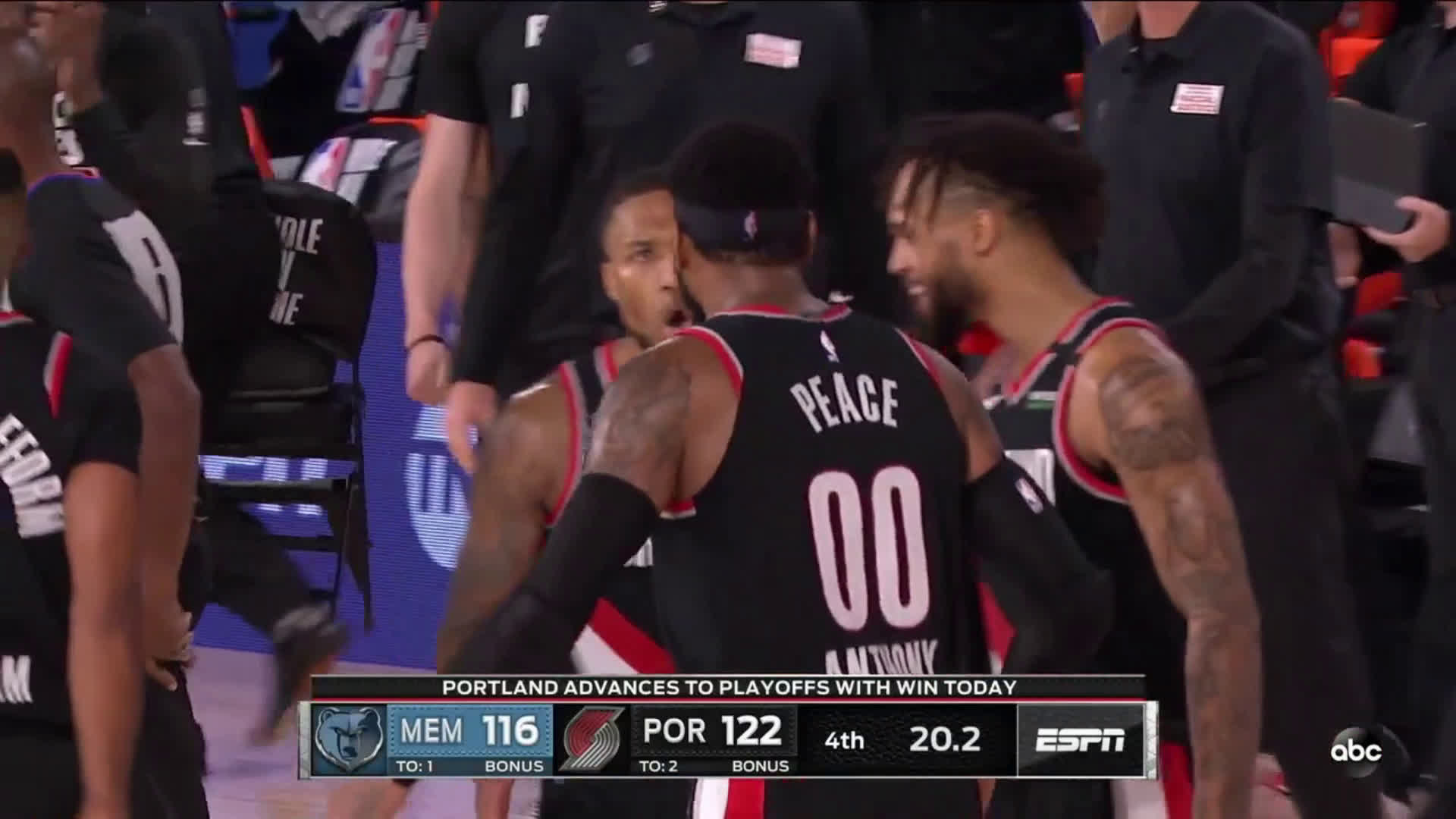 Melo comes up CLUTCH with the three