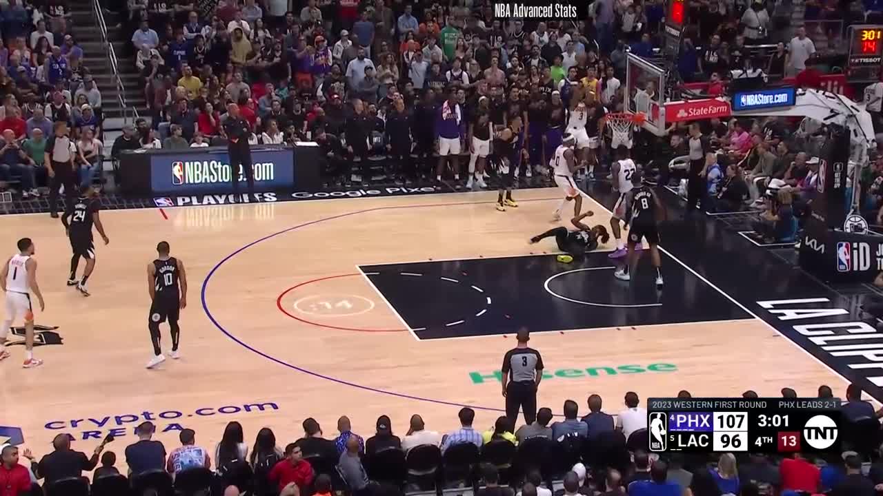 cp3 circus shot