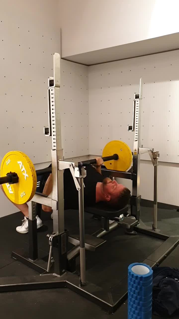 10-10-2022 80kg CG bench set 1