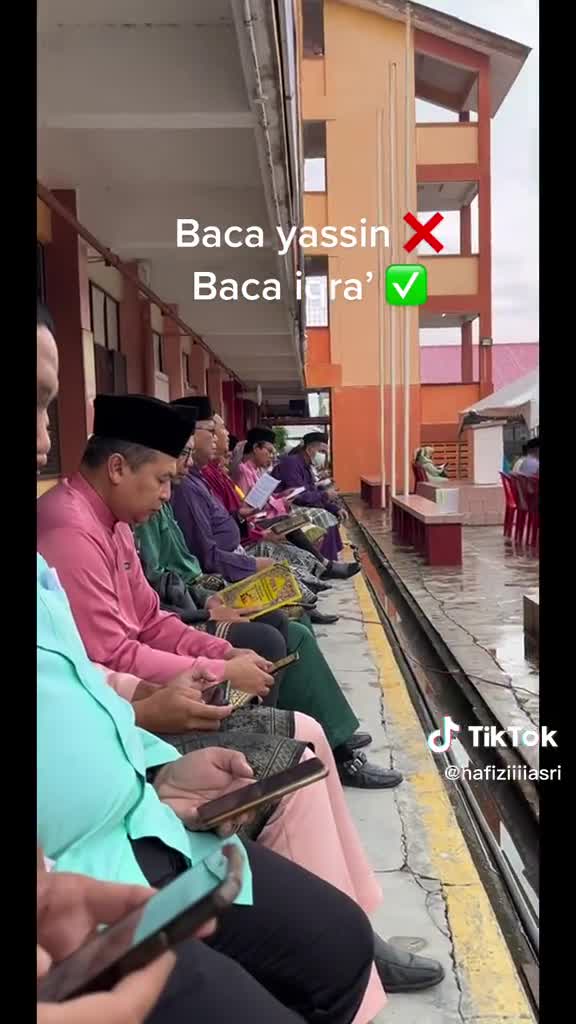 Watch 'Cover Line' Guna Iqra' Gara2 Lupa Bawa Yasin, Guru Digelar 'Pelakon Sebenar' | Streamable