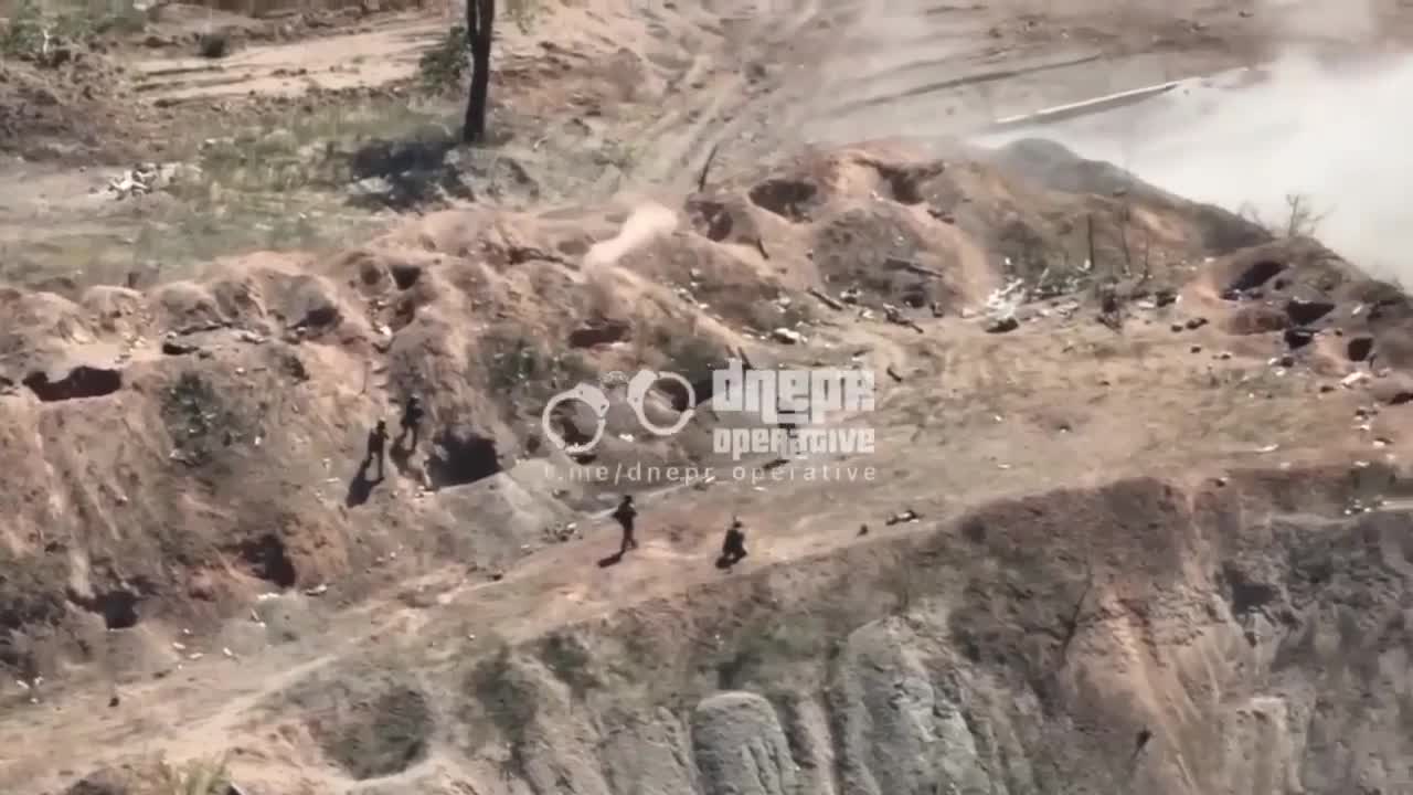 Watch UA attacks RU positions in Soledar - September 2022 | Streamable