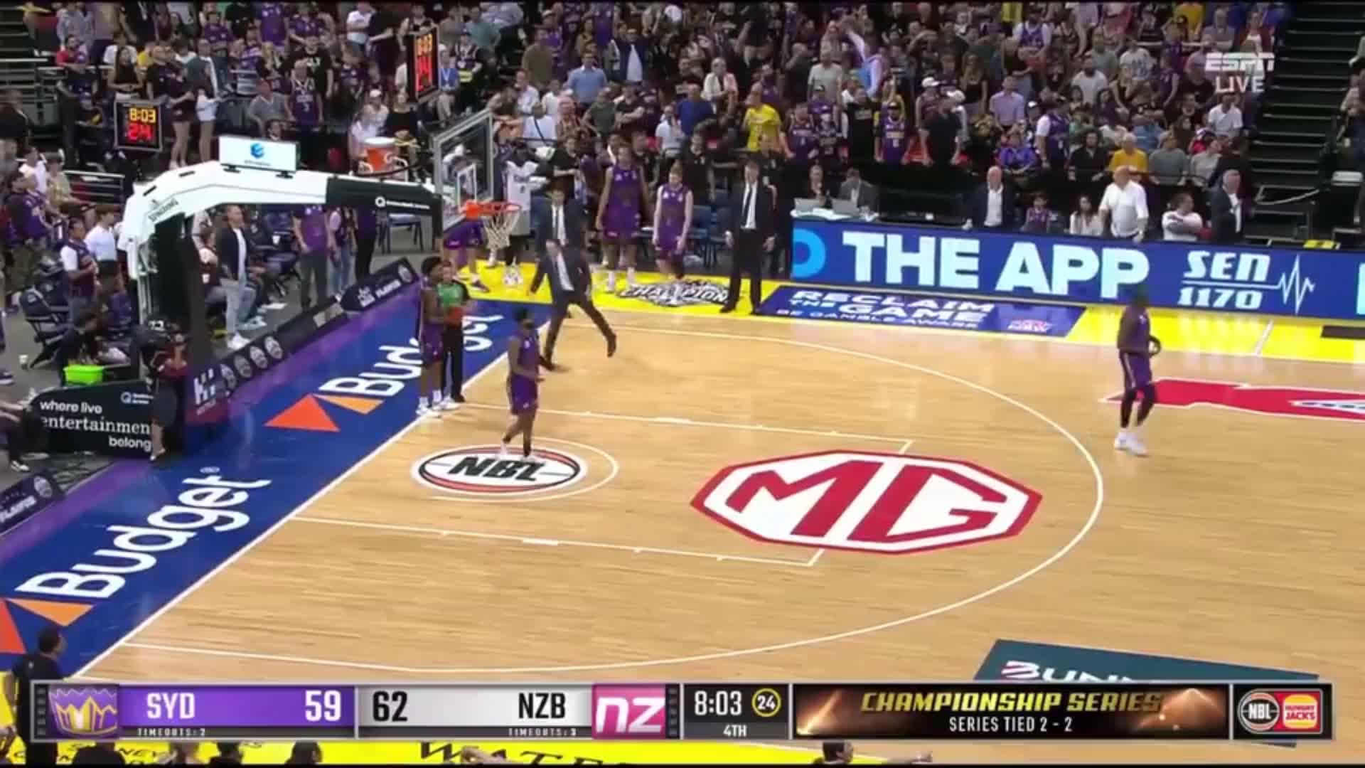 Fans throws water bottle onto the court - Australia NBL Kings vs. Breakers